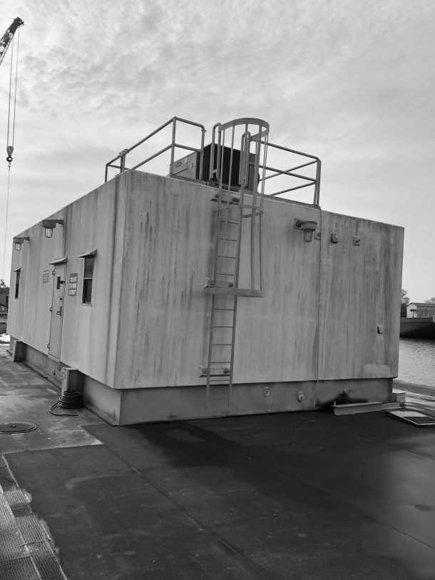 Portable Living Quarters - Heartland Barge