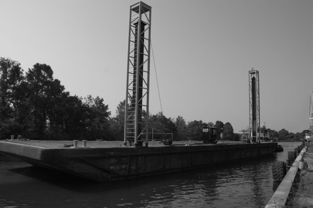 Spud System - ONLY SOLD AS UNIT - Heartland Barge