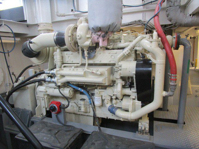 1320 HP Push Boat - Heartland Barge